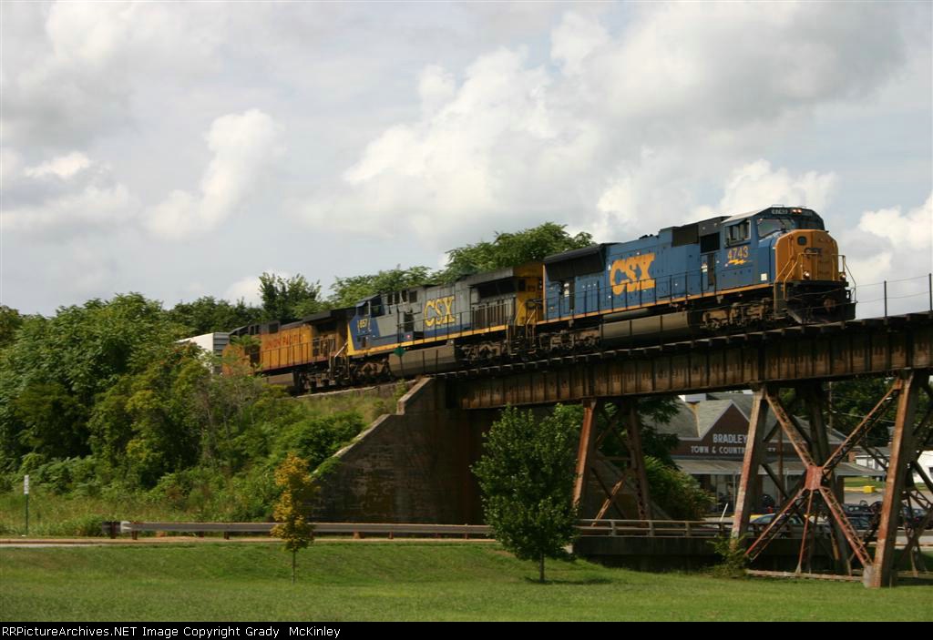 CSX 4743